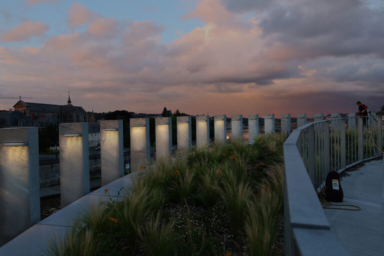 Namur Confluence : éclairage tout en nuances de Radiance 35