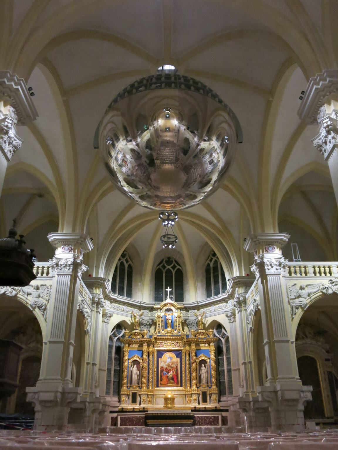Chapelle Corneille, auditorium de Normandie mis en lumière