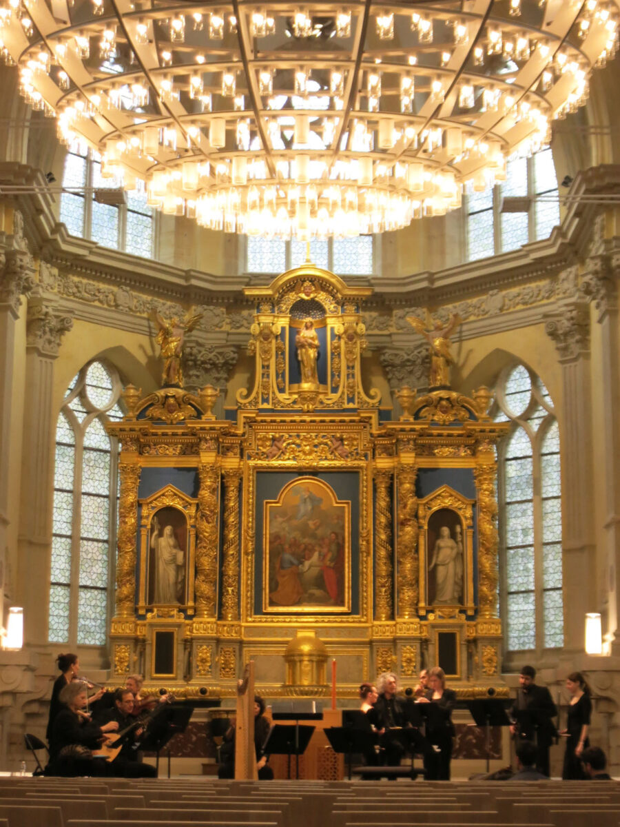 Chapelle Corneille, auditorium de Normandie mis en lumière