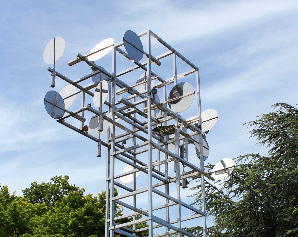 Nicolas Schöffer : du robot compositeur à la tour spatiodynamique