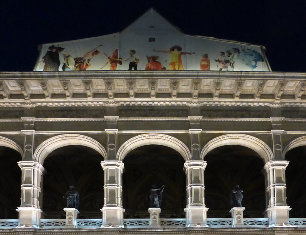 Opéra de Vienne, de l'éclairage architectural à la lumière scène-salle