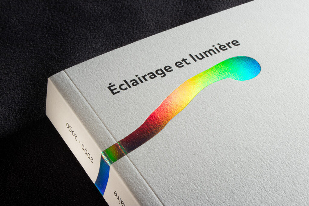 Coulisses de la ligne éditoriale : entre lumière et éclairage LED