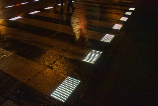 Flowell, marquer le sol de la route d’une surface lumineuse