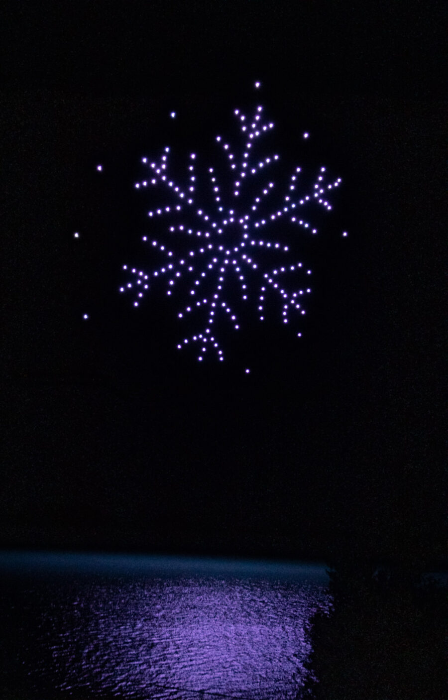 Lac de Monteynard, spectacle de drones didactique pour EDF