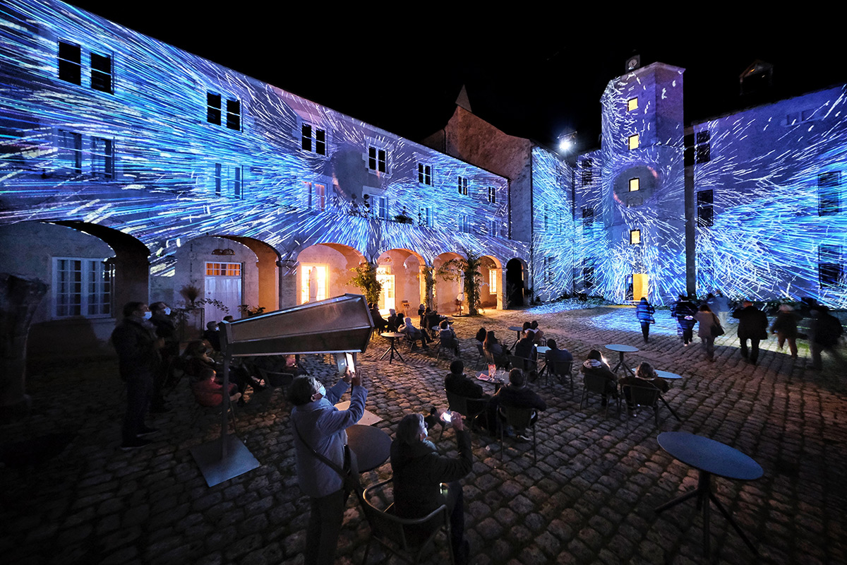 Château de Beaugency, centre d’art numérique en Val de Loire