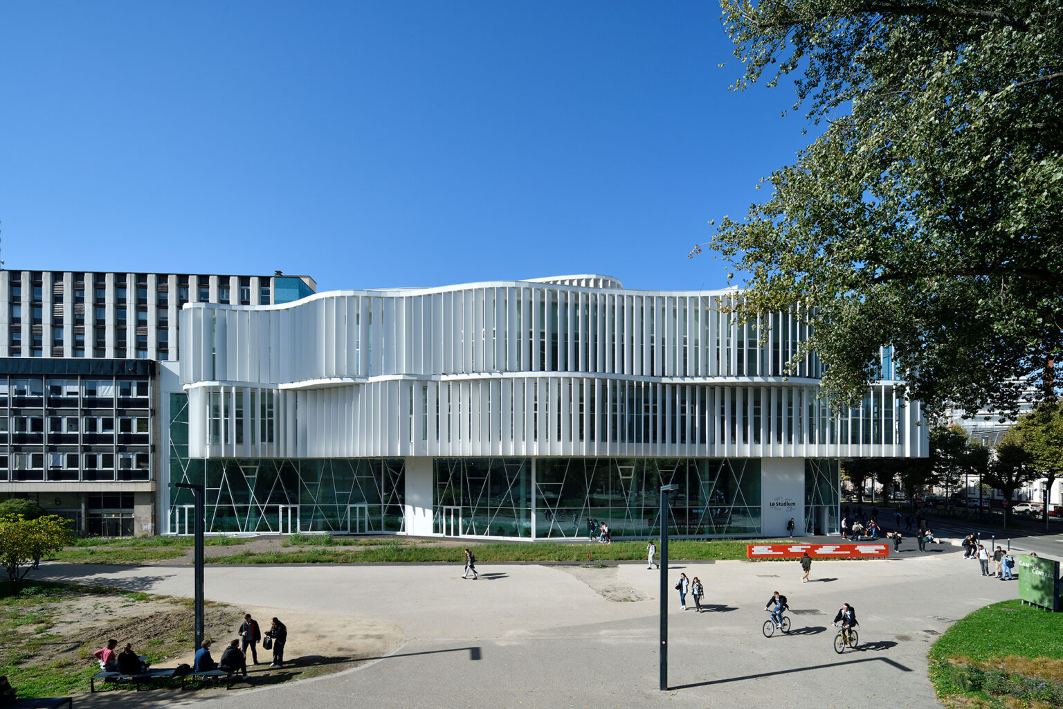 Studium de Strasbourg lumineux, par Jean-Pierre Lott