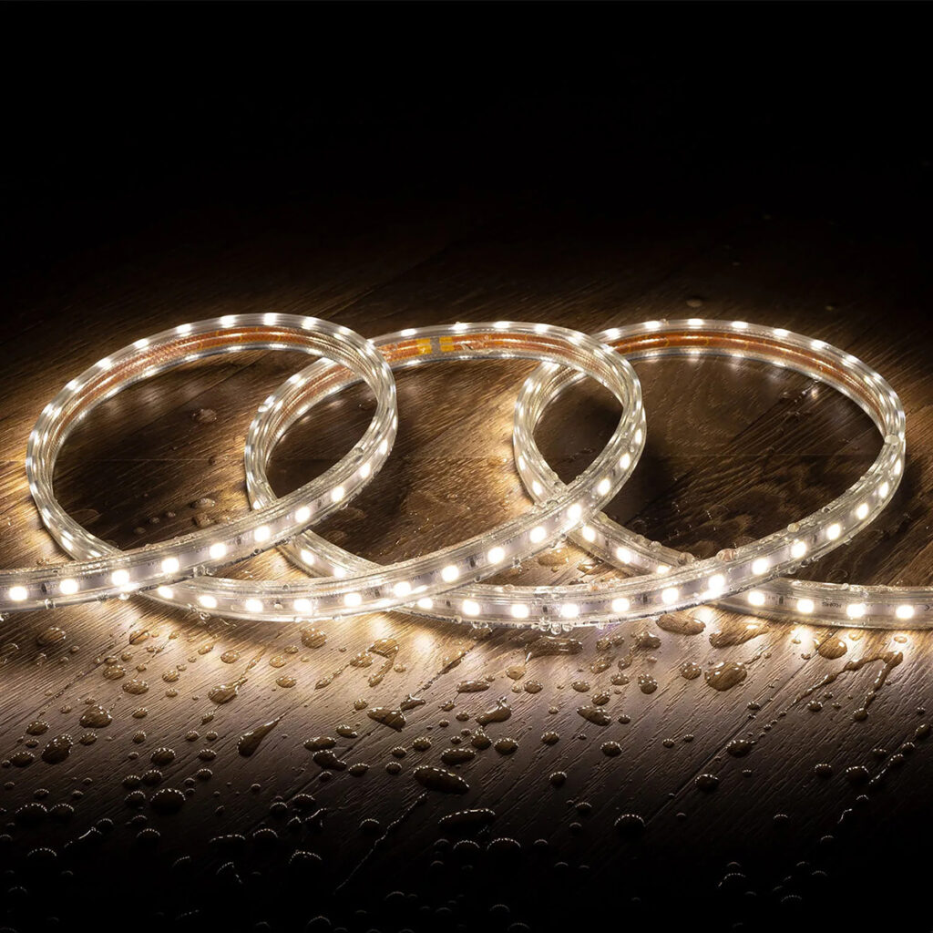 Ledkia ouvre son premier entrepôt en France