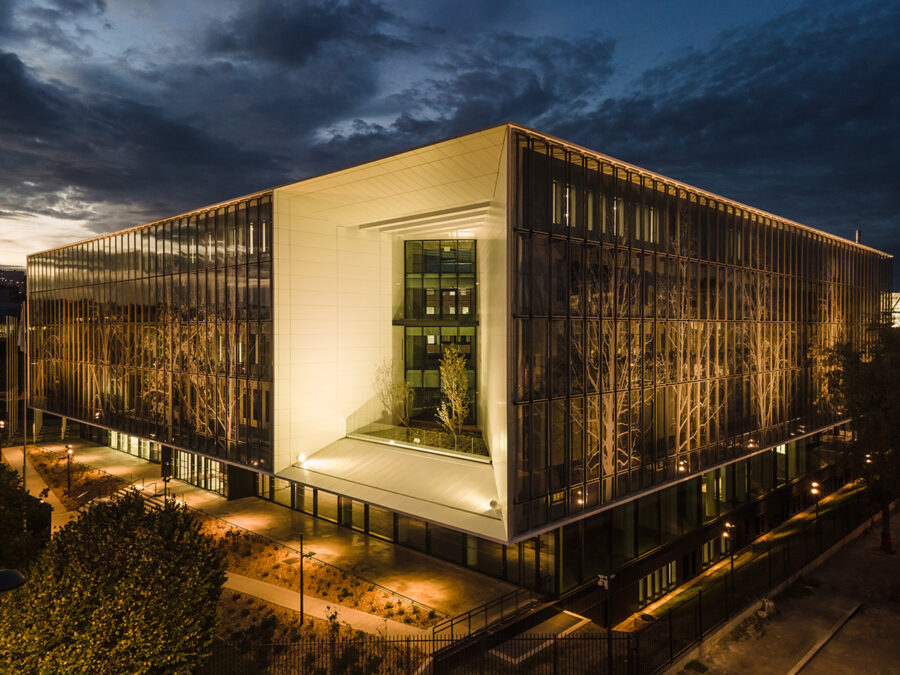 Mise en lumière du CIRC à Lyon, de Demathieu Bard Bâtiment