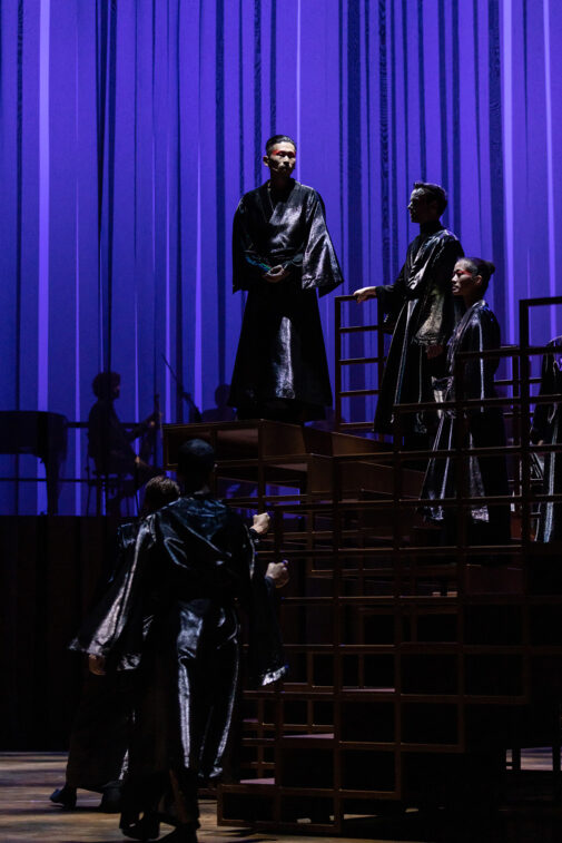 Ukiyo-e de Sidi Larbi Cherkaoui en lumières mouvantes