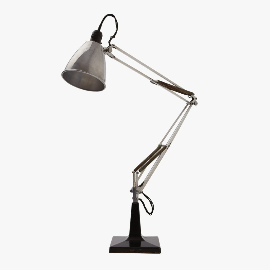 L’Anglepoise, la Jieldé, et les luminaires à bras articulés