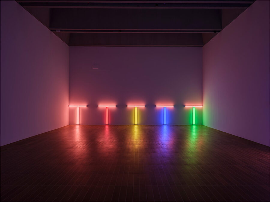 Dan Flavin : Dédicaces en lumière à Bâle en Suisse