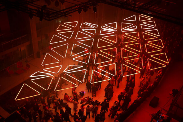 Into The Light, exposition lumière à la Villette, Paris