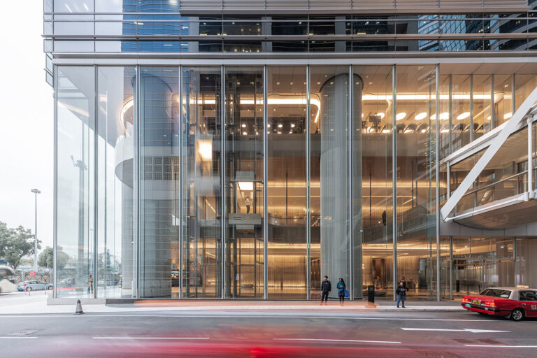 Lumière sur Taikoo Place à Hong Kong, par Speirs Major
