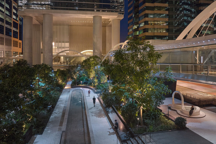 Lumière sur Taikoo Place à Hong Kong, par Speirs Major