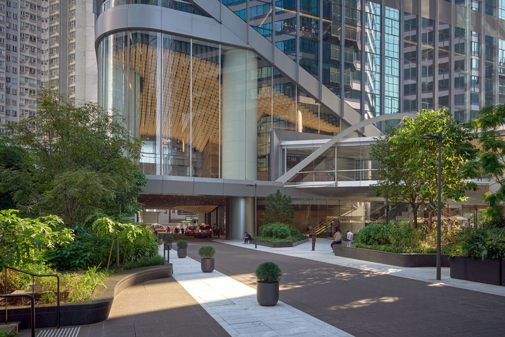Lumière sur Taikoo Place à Hong Kong, par Speirs Major