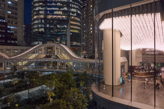 Lumière sur Taikoo Place à Hong Kong, par Speirs Major